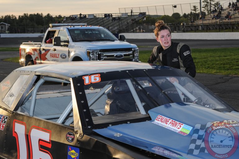 Picture This: Photos From Valenti Modified Racing Series 80 Night At ...