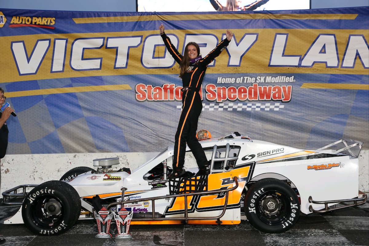 Perfect Direction: Amanda West Gets First SK Light Modified Victory At ...