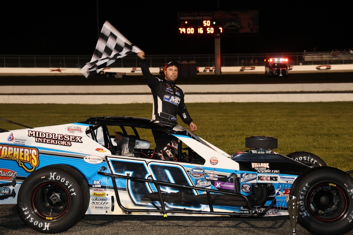 Streak Buster: Jon McKennedy Tops Thompson Outlaw Modifieds Nutmeg ...