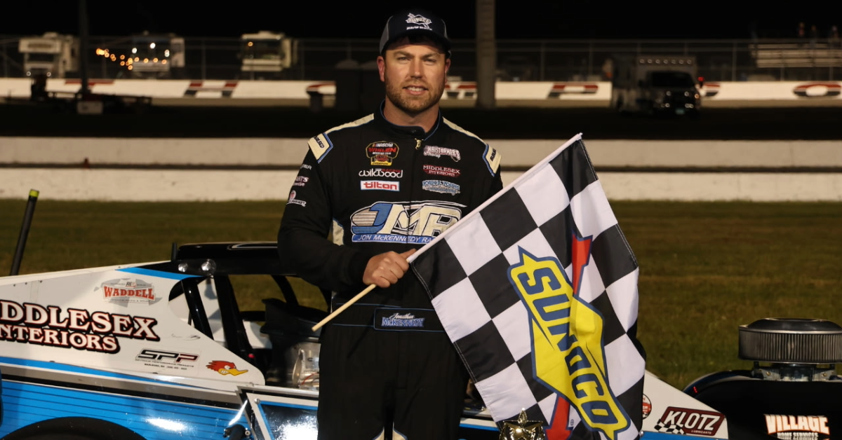 Cruise Control: Jon McKennedy Dominates Thompson Outlaw Modified ...